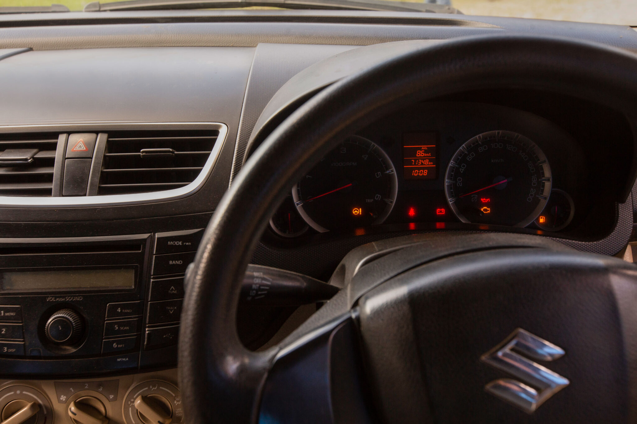 Maruti Swift Dzire VDI – Navik Motors
